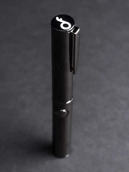 Experience Luxurious Vaping with THE EXECUTIVE VAPORIZER • BLACK GOLD ...